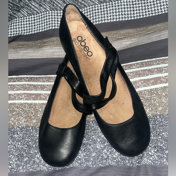 Abeo | Shoes | Abeo Shoe | Poshmark